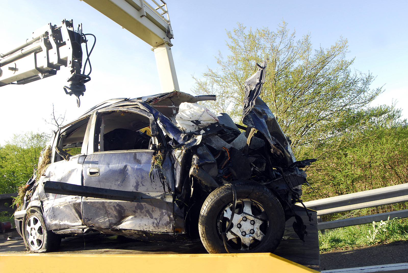 Should I Have My Wrecked Car Towed to My House or the Junkyard ...